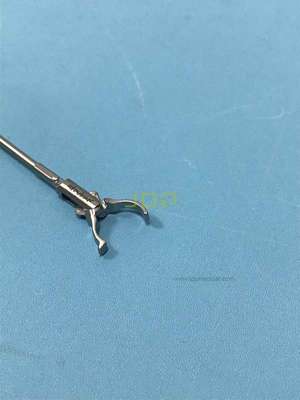 Stryker 250-080-324 Laparoscopy Oviduct Forceps